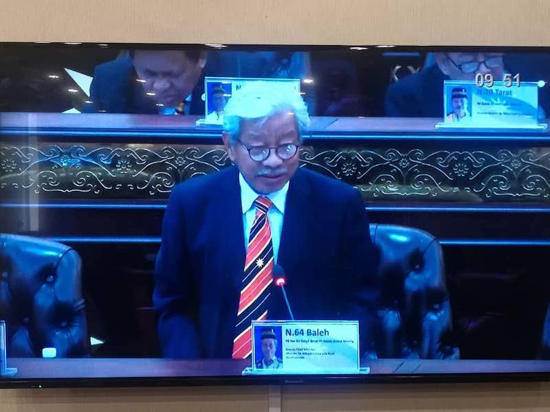 Masing and Chong exchange shots over Miri Port | DayakDaily