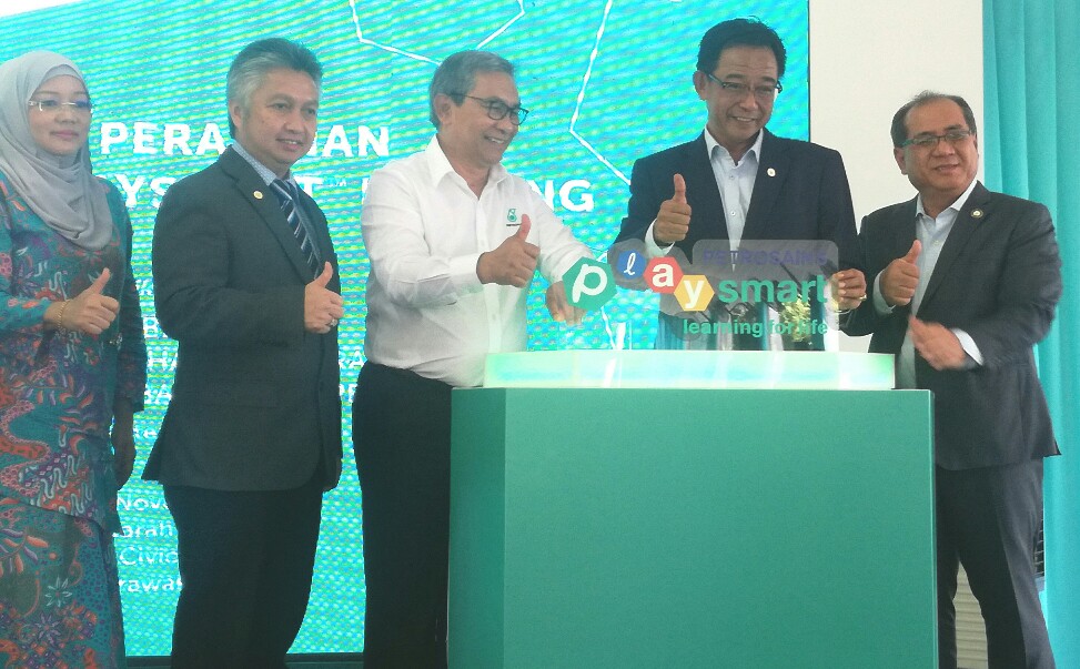 Petronas teruskan rundingan pembayaran cukai jualan 5% produk petroleum ...