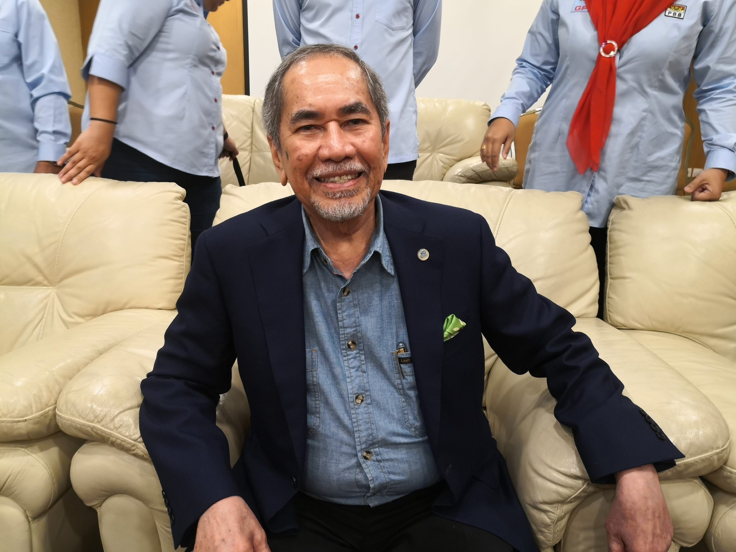 Wan Junaidi pledges to boost entrepreneurial, co-ops sectors | DayakDaily
