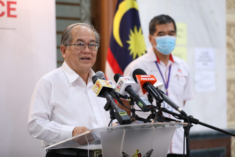 MCO: JPJ to open counters tomorrow onwards, students to be bussed back during the day | DayakDaily