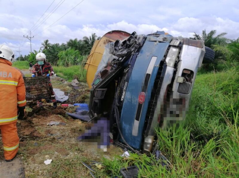 Pemandu lori maut, tersepit dalam kemalangan jalan raya di Mukah ...