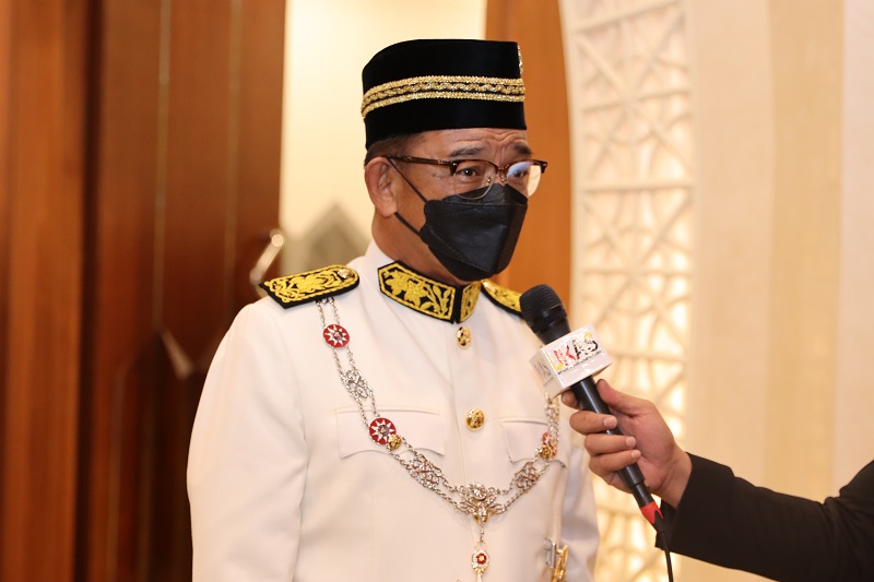 Abdul Karim, Lee Kim Shin, Nancy Shukri now Dato Sri, diving queen ...