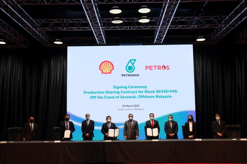 Shell signs new exploration contracts with Petronas, commences work on ...