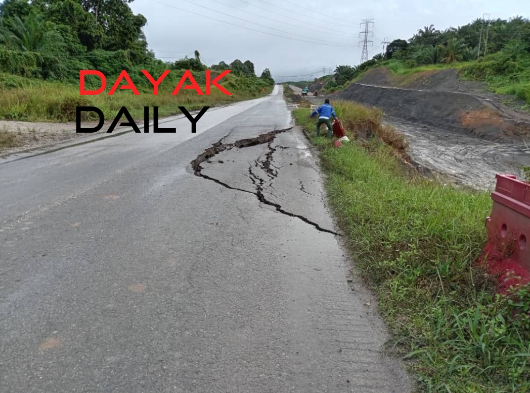 Sebahagian Jalan Miri-Bintulu runtuh, kerja-kerja membina lencongan ...