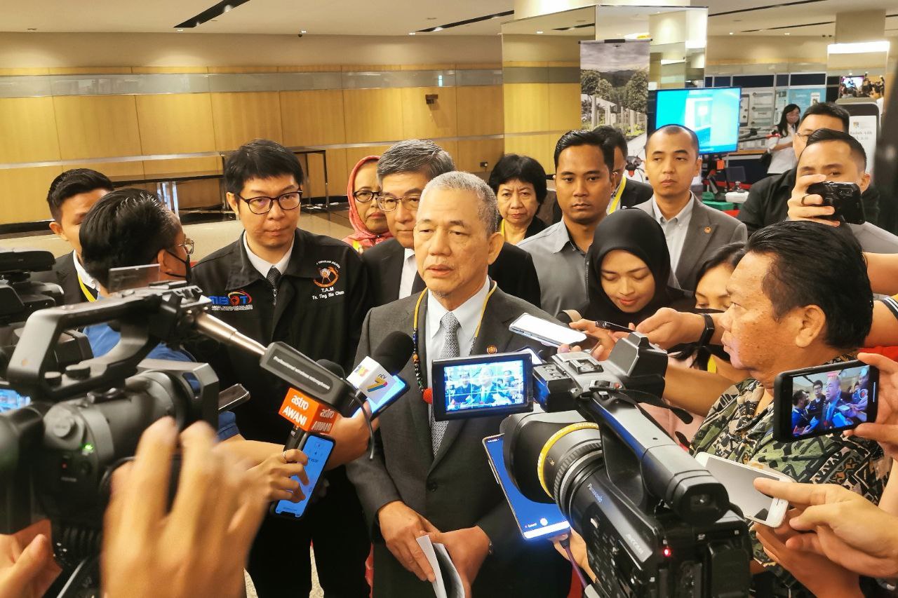 Malaysia needs to automate, mechanise rubber farming to return as world ...