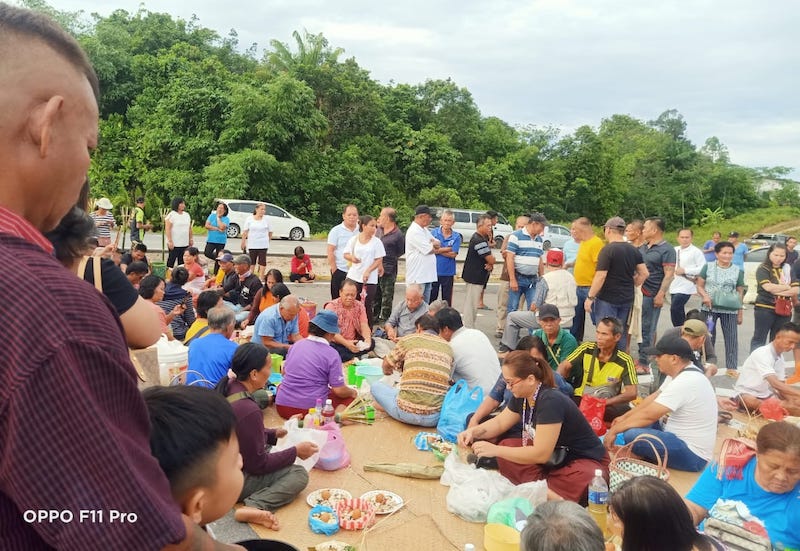 Over 10 miring ceremonies held at Selangau stretch of Pan Borneo ...